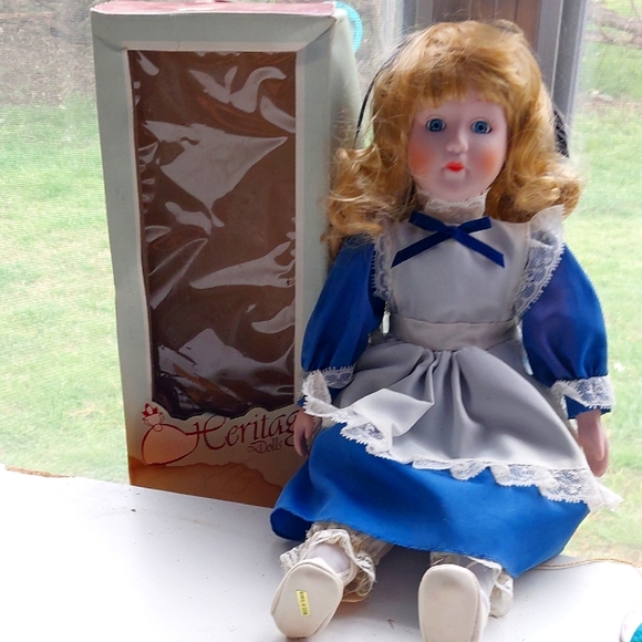 Other | Vintage Heritage Dolls Blue And White Porcelain Doll With Lace ...